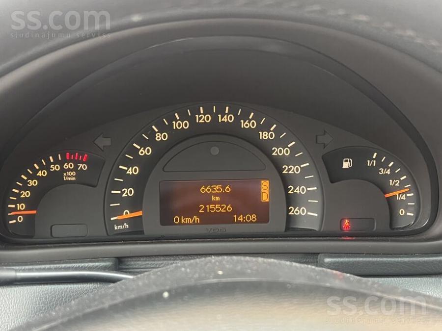 Синий Мерседес Ц 240 2003 в Рига, объемом двигателя 2.60 л и пробегом 215 тыс. км за 1490 €, фото 14 на AUTOMOTO.COM.LV