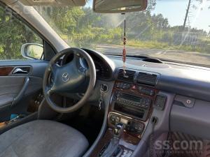Mercedes-Benz c-240 2001 Jūrmala, ar dzinēja tilpumu 2.60 L un nobraukumu 245 tūkst. km par 550 €, foto 5 vietnē AUTOMOTO.COM.LV