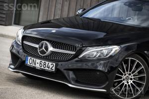 Black Mercedes-Benz C 250 2016 in Tukums, with an engine capacity of 2.20 L and mileage of 266 thousand km for 18990 €, photo 5 on AUTOMOTO.COM.LV