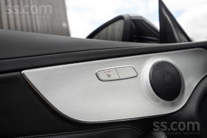 Black Mercedes-Benz C 250 2016 in Tukums, with an engine capacity of 2.20 L and mileage of 266 thousand km for 18990 €, photo 19 on AUTOMOTO.COM.LV
