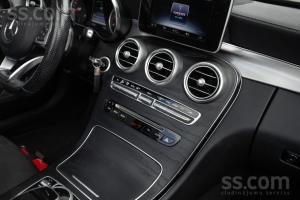 Black Mercedes-Benz C 250 2016 in Tukums, with an engine capacity of 2.20 L and mileage of 266 thousand km for 18990 €, photo 21 on AUTOMOTO.COM.LV