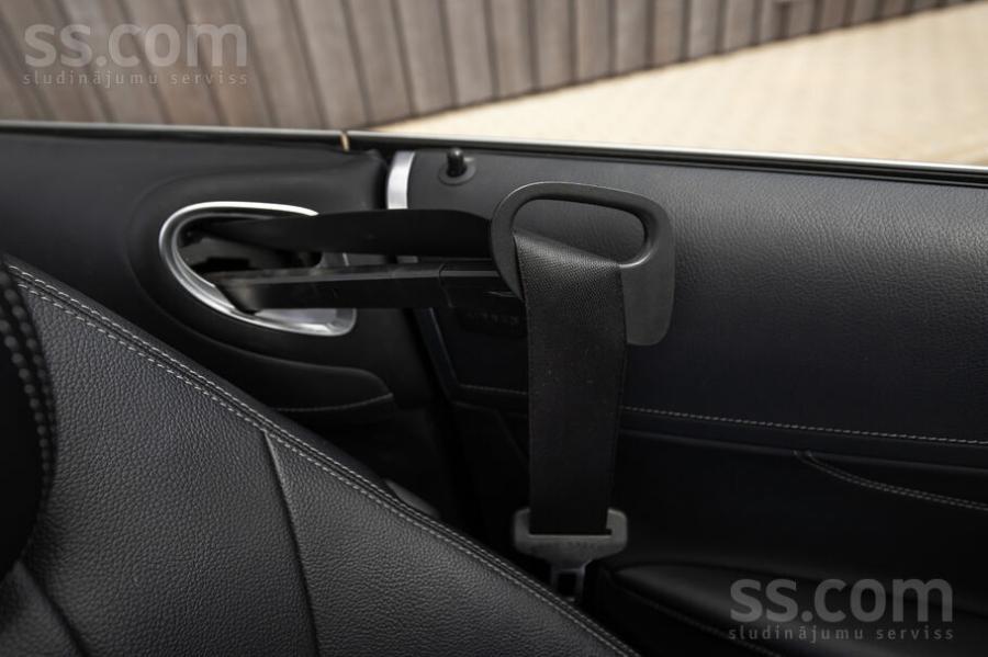 Black Mercedes-Benz C 250 2016 in Tukums, with an engine capacity of 2.20 L and mileage of 266 thousand km for 18990 €, photo 31 on AUTOMOTO.COM.LV