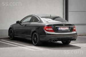 Black Mercedes-Benz C 250 2011 in Riga, with an engine capacity of 2.20 L and mileage of 233 thousand km for 9350 €, photo 7 on AUTOMOTO.COM.LV