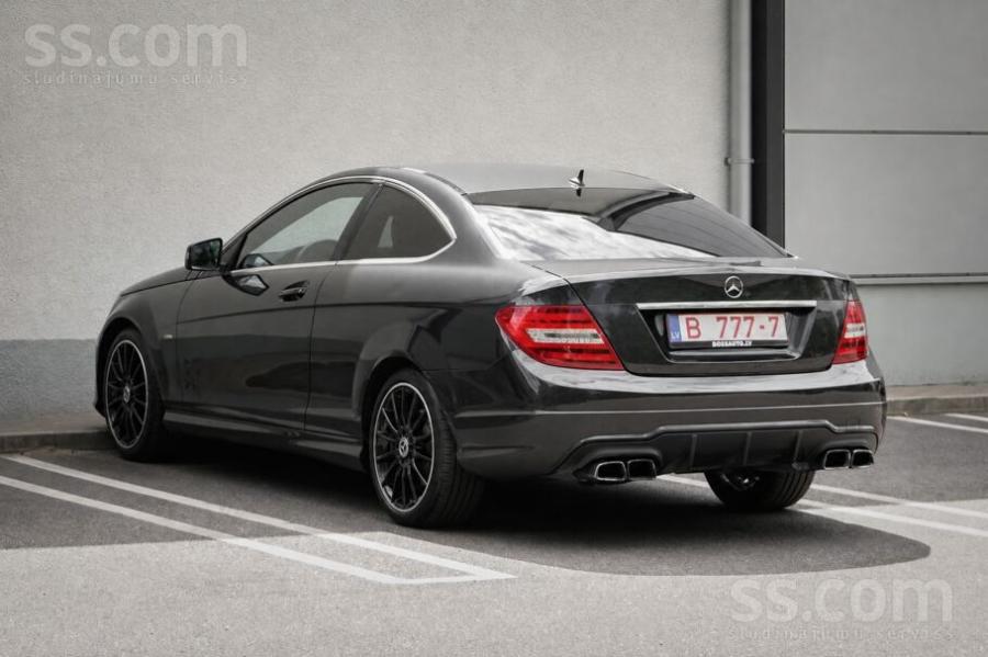 Black Mercedes-Benz C 250 2011 in Riga, with an engine capacity of 2.20 L and mileage of 233 thousand km for 9350 €, photo 7 on AUTOMOTO.COM.LV