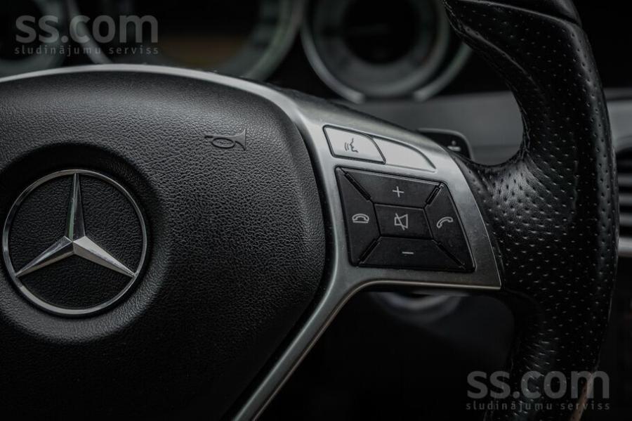 Black Mercedes-Benz C 250 2011 in Riga, with an engine capacity of 2.20 L and mileage of 233 thousand km for 9350 €, photo 17 on AUTOMOTO.COM.LV
