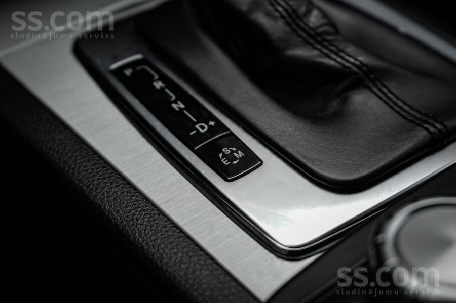 Black Mercedes-Benz C 250 2011 in Riga, with an engine capacity of 2.20 L and mileage of 233 thousand km for 9350 €, photo 19 on AUTOMOTO.COM.LV
