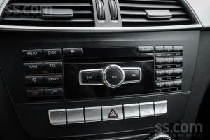 Black Mercedes-Benz C 250 2011 in Riga, with an engine capacity of 2.20 L and mileage of 233 thousand km for 9350 €, photo 22 on AUTOMOTO.COM.LV