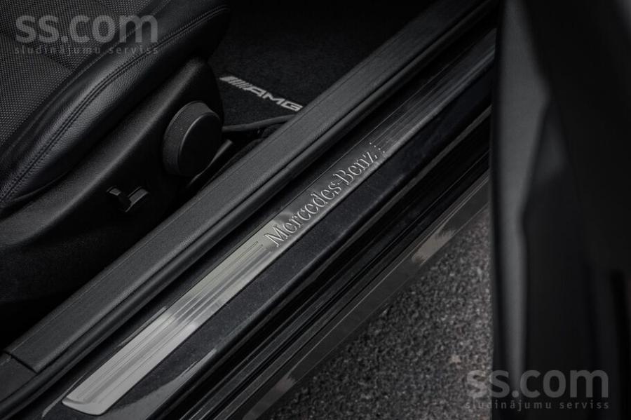 Black Mercedes-Benz C 250 2011 in Riga, with an engine capacity of 2.20 L and mileage of 233 thousand km for 9350 €, photo 27 on AUTOMOTO.COM.LV