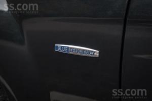 Black Mercedes-Benz C 250 2011 in Riga, with an engine capacity of 2.20 L and mileage of 238 thousand km for 9950 €, photo 8 on AUTOMOTO.COM.LV