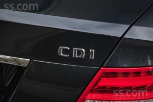 Black Mercedes-Benz C 250 2011 in Riga, with an engine capacity of 2.20 L and mileage of 238 thousand km for 9950 €, photo 10 on AUTOMOTO.COM.LV