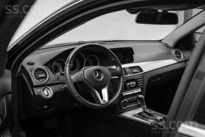 Black Mercedes-Benz C 250 2011 in Riga, with an engine capacity of 2.20 L and mileage of 238 thousand km for 9950 €, photo 18 on AUTOMOTO.COM.LV