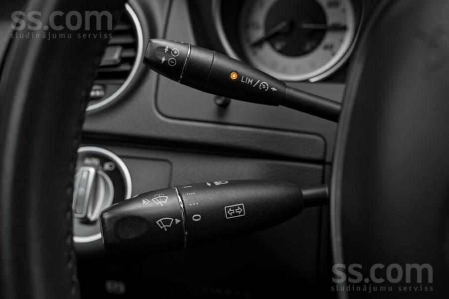 Black Mercedes-Benz C 250 2011 in Riga, with an engine capacity of 2.20 L and mileage of 238 thousand km for 9950 €, photo 19 on AUTOMOTO.COM.LV
