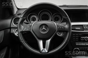 Black Mercedes-Benz C 250 2011 in Riga, with an engine capacity of 2.20 L and mileage of 238 thousand km for 9950 €, photo 21 on AUTOMOTO.COM.LV