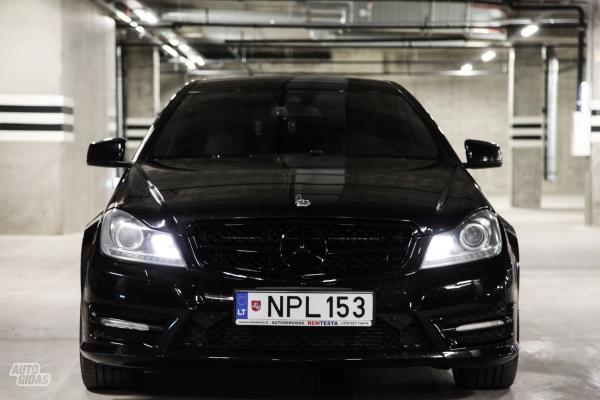 Melns Mercedes-Benz C 250 2012 Panevēža, ar dzinēja tilpumu 2.10 L un nobraukumu 265 tūkst. km par 8700 €, foto 3 vietnē AUTOMOTO.COM.LV