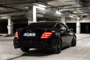 Melns Mercedes-Benz C 250 2012 Panevēža, ar dzinēja tilpumu 2.10 L un nobraukumu 265 tūkst. km par 8700 €, foto 7 vietnē AUTOMOTO.COM.LV