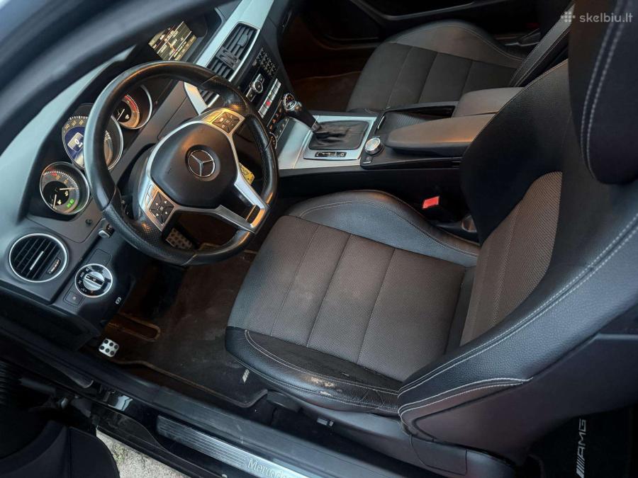 Black Mercedes-Benz C 250 2014 in Vilnius, with an engine capacity of 2.10 L and mileage of 353 thousand km for 6150 €, photo 15 on AUTOMOTO.COM.LV
