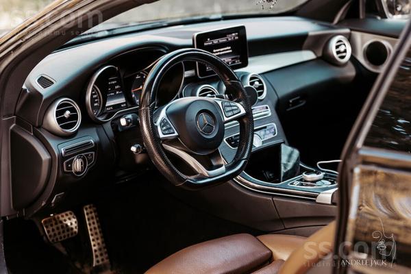 Mercedes-Benz C 250 2016 Cēsis vietnē Melns Mercedes-Benz C 250 2016 Cēsis, ar dzinēja tilpumu 2.20 L un nobraukumu 170 tūkst. km par 25250 €, foto 7 vietnē AUTOMOTO.COM.LV