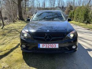 Black Mercedes-Benz C 250 2009 in Klaipeda, with an engine capacity of 2.20 L and mileage of 378 thousand km for 3850 €, photo 14 on AUTOMOTO.COM.LV