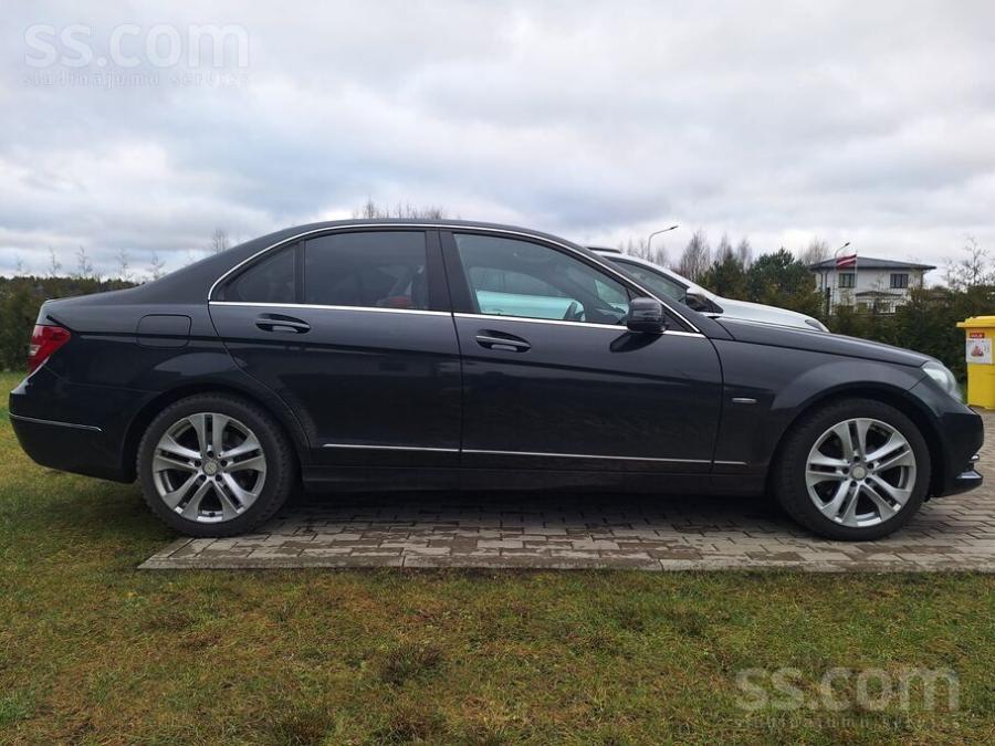 Melns Mercedes-Benz C 250 2012 Rīga, ar dzinēja tilpumu 1.80 L un nobraukumu 165 tūkst. km par 7500 €, foto 2 vietnē AUTOMOTO.COM.LV