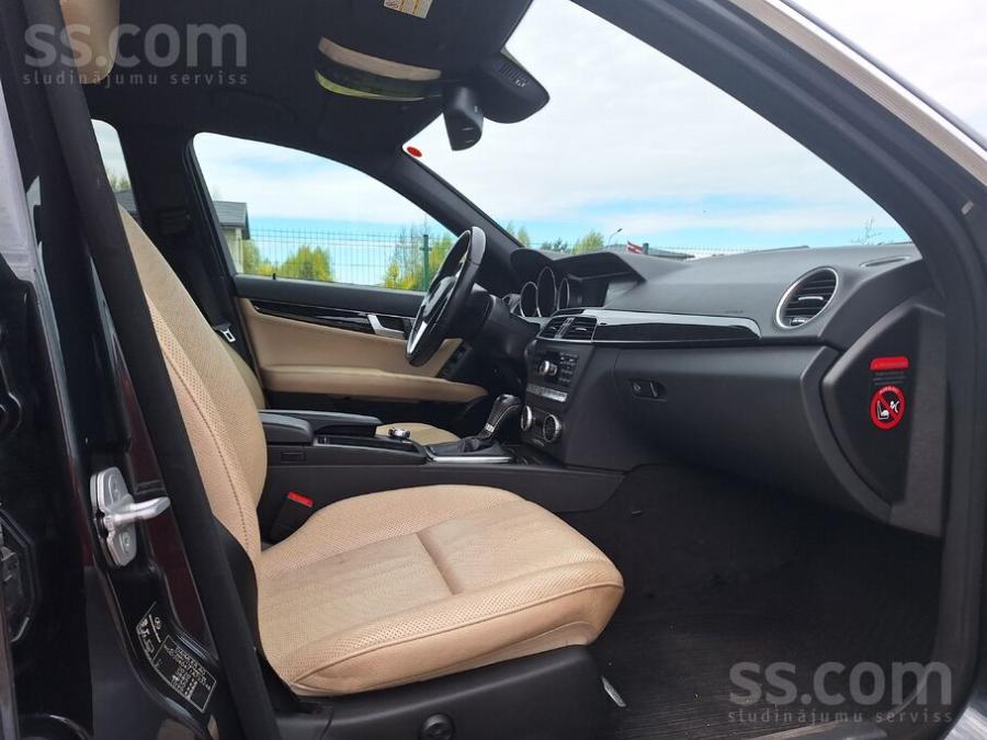 Melns Mercedes-Benz C 250 2012 Rīga, ar dzinēja tilpumu 1.80 L un nobraukumu 165 tūkst. km par 7500 €, foto 10 vietnē AUTOMOTO.COM.LV