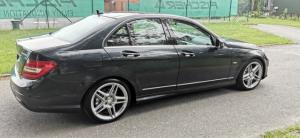 Black Mercedes-Benz C 250 2012 in Riga, with an engine capacity of 2.20 L and mileage of 210 thousand km for 9500 €, photo 6 on AUTOMOTO.COM.LV