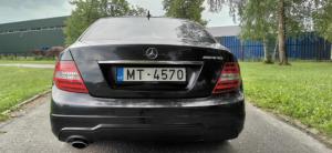Black Mercedes-Benz C 250 2012 in Riga, with an engine capacity of 2.20 L and mileage of 210 thousand km for 9500 €, photo 10 on AUTOMOTO.COM.LV