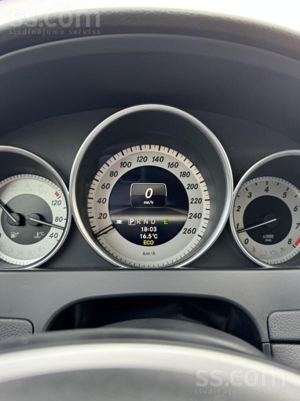 Mercedes-Benz C 250 2012 Rīga vietnē Melns Mercedes-Benz C 250 2012 Rīga, ar dzinēja tilpumu 1.80 L un nobraukumu 254 tūkst. km par 6800 €, foto 10 vietnē AUTOMOTO.COM.LV