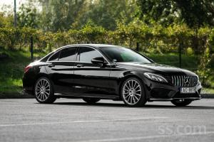 Black Mercedes-Benz C 250 2015 in Riga, with an engine capacity of 2.20 L and mileage of 188 thousand km for 16500 €, photo 2 on AUTOMOTO.COM.LV