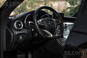 Black Mercedes-Benz C 250 2015 in Riga, with an engine capacity of 2.20 L and mileage of 188 thousand km for 16500 €, photo 6 on AUTOMOTO.COM.LV