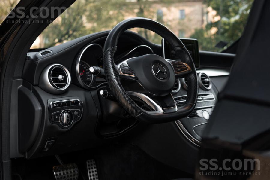 Black Mercedes-Benz C 250 2015 in Riga, with an engine capacity of 2.20 L and mileage of 188 thousand km for 16500 €, photo 6 on AUTOMOTO.COM.LV
