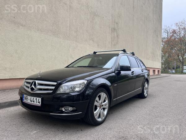 Melns Mercedes-Benz C 250 2009 Ogre, ar dzinēja tilpumu 2.20 L un nobraukumu 299 tūkst. km par 4055 €, foto 3 vietnē AUTOMOTO.COM.LV
