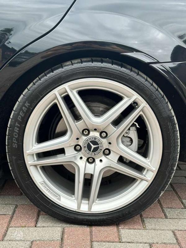 Black Mercedes-Benz C 250 2009 in Plunge, with an engine capacity of 2.14 L and mileage of 416 thousand km for 6000 €, photo 3 on AUTOMOTO.COM.LV