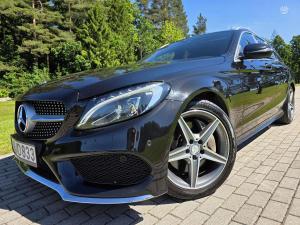 Black Mercedes-Benz C 250 2010 in Telschi, with an engine capacity of 2.14 L and mileage of 270 thousand km for 12900 €, photo 21 on AUTOMOTO.COM.LV