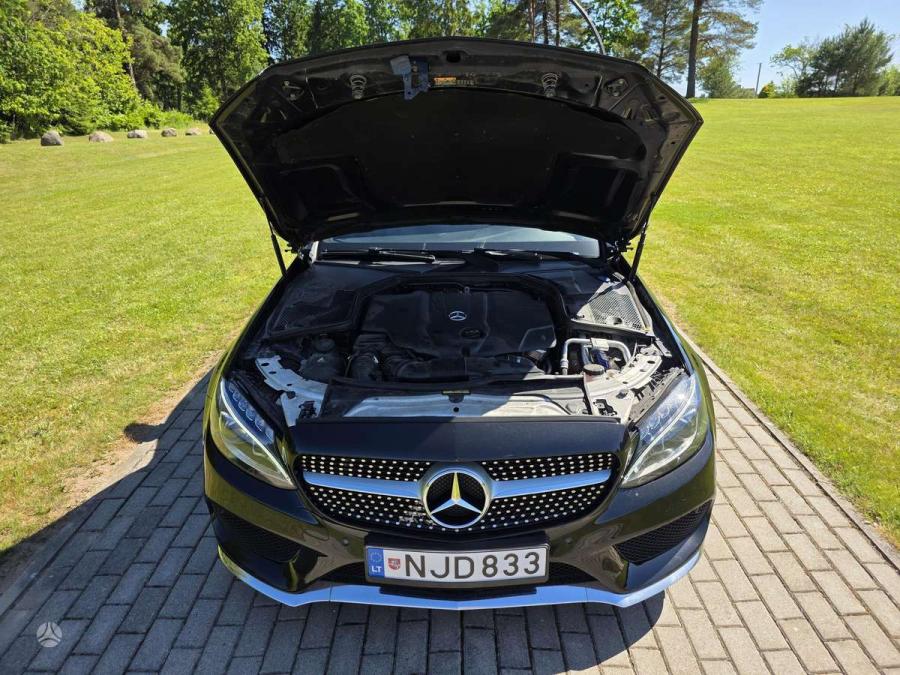 Black Mercedes-Benz C 250 2010 in Telschi, with an engine capacity of 2.14 L and mileage of 270 thousand km for 12900 €, photo 39 on AUTOMOTO.COM.LV