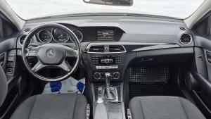 Black Mercedes-Benz C 250 2011 in Utena, with an engine capacity of 2.14 L and mileage of 302 thousand km for 5990 €, photo 18 on AUTOMOTO.COM.LV