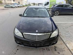 Melns Mercedes-Benz C 250 2011 Panevēža, ar dzinēja tilpumu 2.14 L un nobraukumu 259 tūkst. km par 3650 €, foto 7 vietnē AUTOMOTO.COM.LV