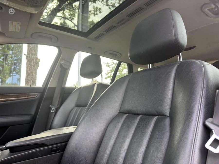 Melns Mercedes-Benz C 250 2011 Panevēža, ar dzinēja tilpumu 2.14 L un nobraukumu 259 tūkst. km par 3650 €, foto 13 vietnē AUTOMOTO.COM.LV