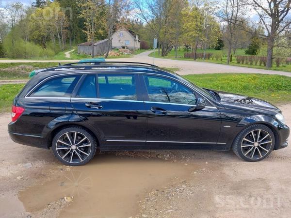 Black Mercedes-Benz C 250 2012 in Aluksne, with an engine capacity of 2.10 L and mileage of 0 thousand km for 4900 €, photo 5 on AUTOMOTO.COM.LV