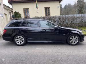 Black Mercedes-Benz C 250 2012 in Vilnius, with an engine capacity of 2.14 L and mileage of 309 thousand km for 6700 €, photo 7 on AUTOMOTO.COM.LV