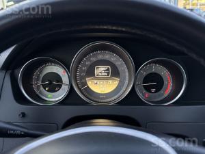 Black Mercedes-Benz C 250 2012 in Riga, with an engine capacity of 2.20 L and mileage of 264 thousand km for 6990 €, photo 14 on AUTOMOTO.COM.LV