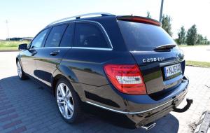 Melns Mercedes-Benz C 250 2012 Šauļi, ar dzinēja tilpumu 2.14 L un nobraukumu 261 tūkst. km par 8500 €, foto 10 vietnē AUTOMOTO.COM.LV