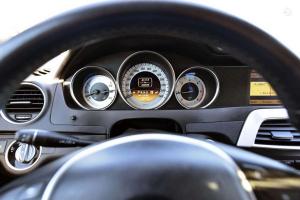 Melns Mercedes-Benz C 250 2012 Šauļi, ar dzinēja tilpumu 2.14 L un nobraukumu 261 tūkst. km par 8500 €, foto 14 vietnē AUTOMOTO.COM.LV