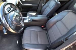 Melns Mercedes-Benz C 250 2012 Šauļi, ar dzinēja tilpumu 2.14 L un nobraukumu 261 tūkst. km par 8500 €, foto 15 vietnē AUTOMOTO.COM.LV