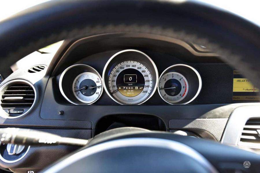 Melns Mercedes-Benz C 250 2012 Šauļi, ar dzinēja tilpumu 2.14 L un nobraukumu 261 tūkst. km par 8500 €, foto 20 vietnē AUTOMOTO.COM.LV