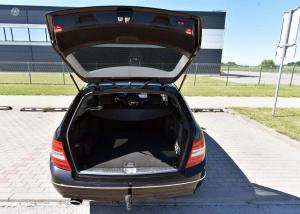 Melns Mercedes-Benz C 250 2012 Šauļi, ar dzinēja tilpumu 2.14 L un nobraukumu 261 tūkst. km par 8500 €, foto 26 vietnē AUTOMOTO.COM.LV