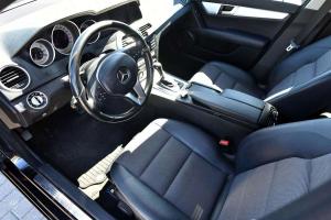 Melns Mercedes-Benz C 250 2012 Šauļi, ar dzinēja tilpumu 2.14 L un nobraukumu 261 tūkst. km par 8500 €, foto 27 vietnē AUTOMOTO.COM.LV
