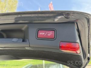 Black Mercedes-Benz C 250 2012 in Riga, with an engine capacity of 2.20 L and mileage of 264 thousand km for 6990 €, photo 10 on AUTOMOTO.COM.LV