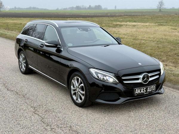 Black Mercedes-Benz C 250 2015 in Vilkaviskis, with an engine capacity of 2.14 L and mileage of 243 thousand km for 13300 €, photo 2 on AUTOMOTO.COM.LV