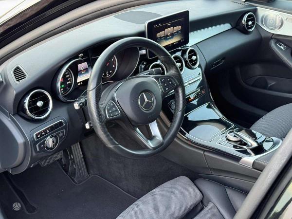 Black Mercedes-Benz C 250 2015 in Vilkaviskis, with an engine capacity of 2.14 L and mileage of 243 thousand km for 13300 €, photo 9 on AUTOMOTO.COM.LV