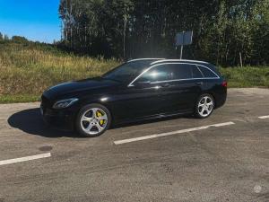 Melns Mercedes-Benz C 250 2015 Šauļi, ar dzinēja tilpumu 2.14 L un nobraukumu 230 tūkst. km par 11500 €, foto 4 vietnē AUTOMOTO.COM.LV